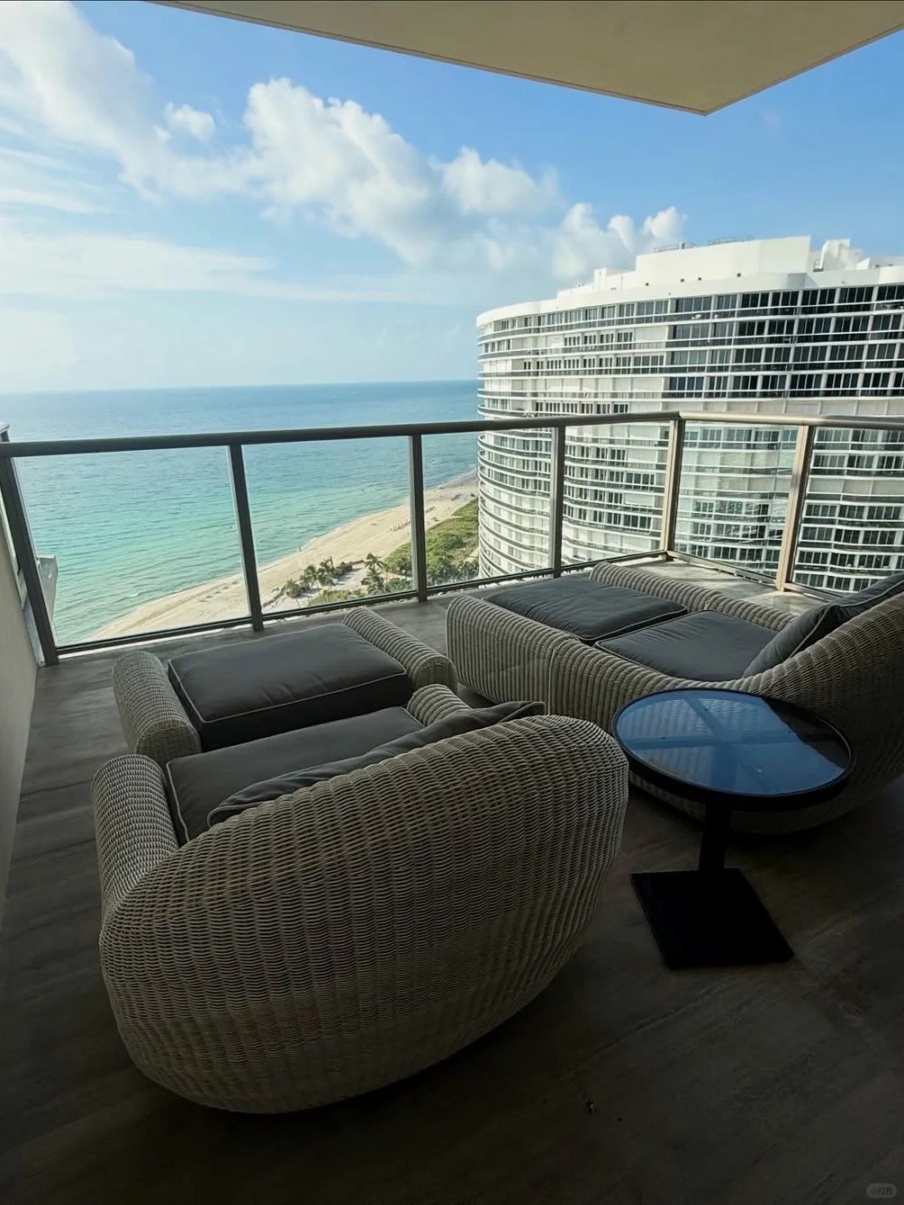 OMG Miami Hotels Are NEXT LEVEL! by Ingrid Vera | WanderBoat AI Trip ...