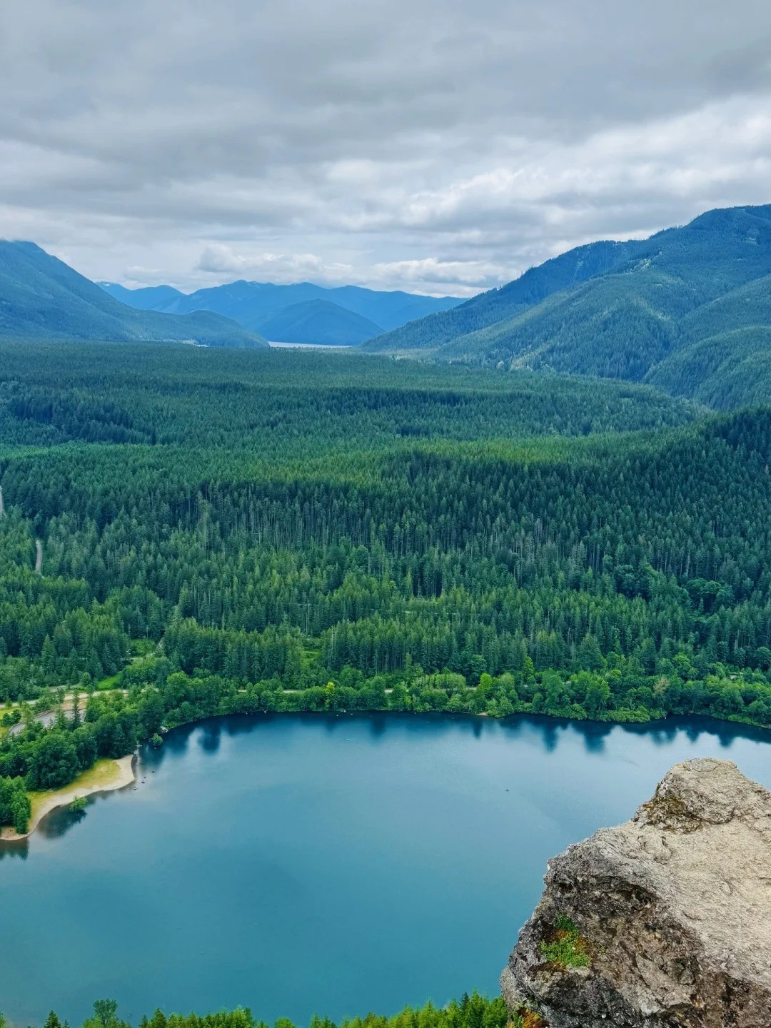 Rattlesnake Ledge Trail | Seattle's Most Unmissable Hike 🏞️ by Chloe ...